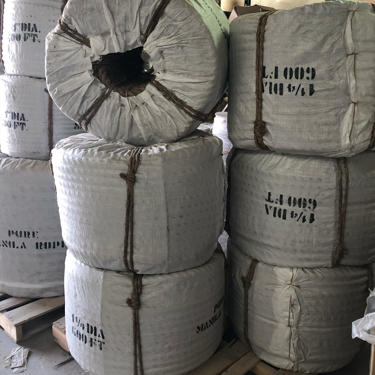 Natural Manila Rope (7/8" - 2" Coiled) – Phoenix Rope & Cordage